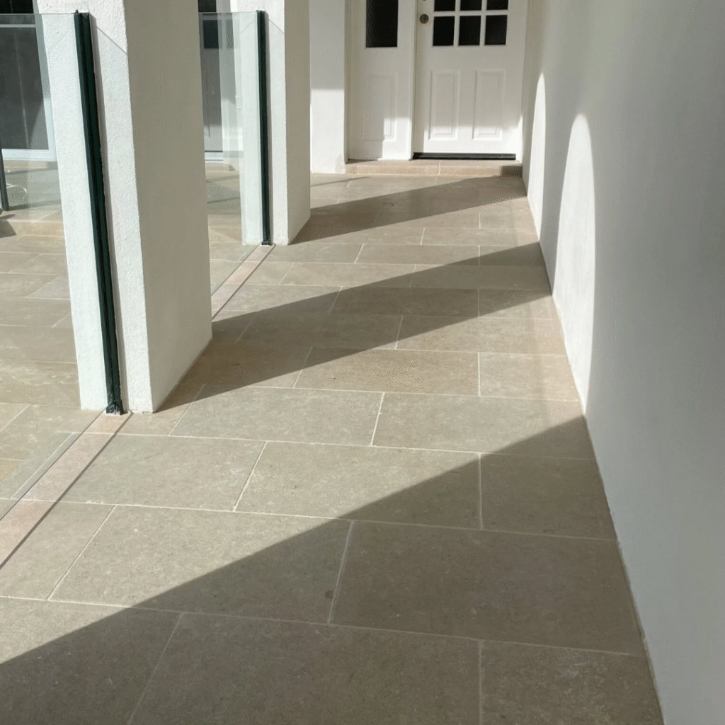 Acid Wash Sinai Pearl Tumbled Limestone Paving – Pave World